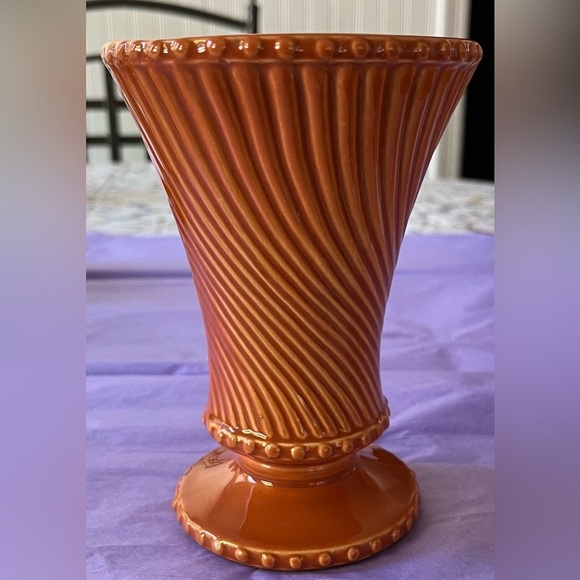 Mccoy | Accents | Vintage Signed Mccoy Swirled Beaded Footed 6 Vase ...